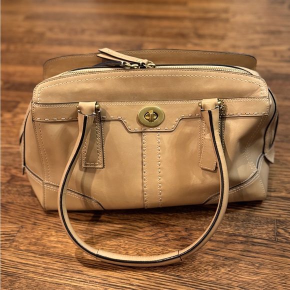 Coach | Bags | New Coach Tan Hampton Shoulder Satchel With Timeless ...